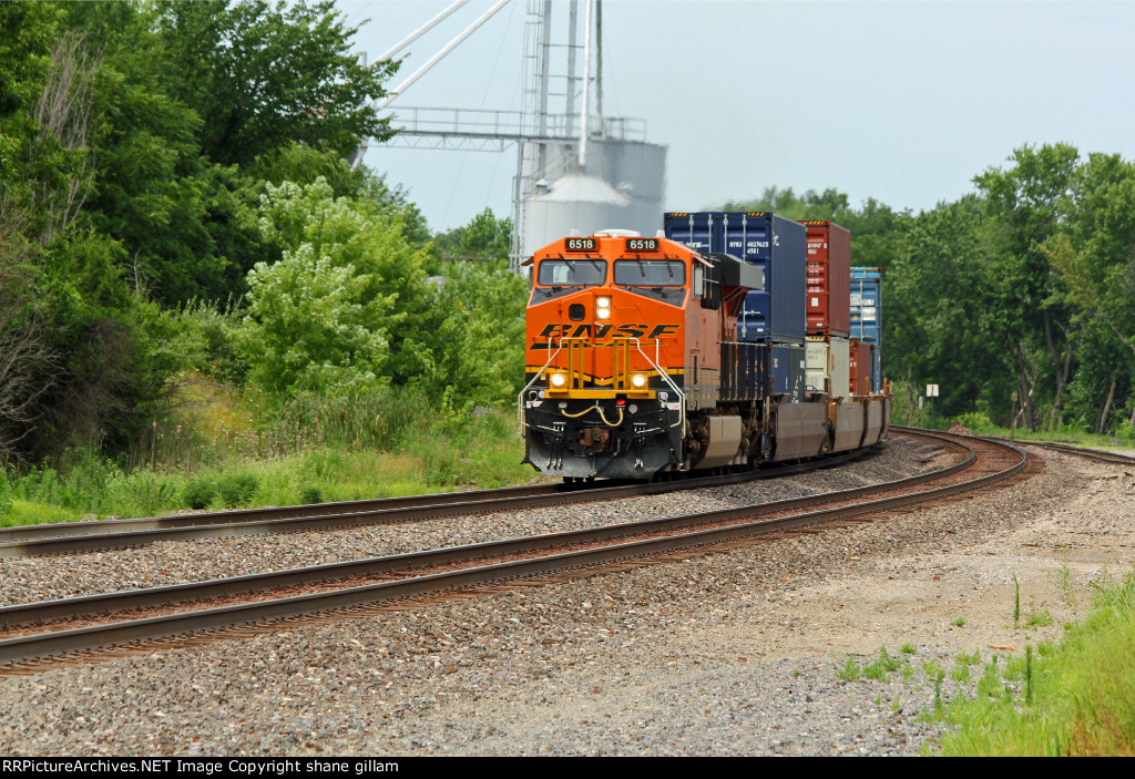 BNSF 6518 New C4 Gevo on a EB stack train!